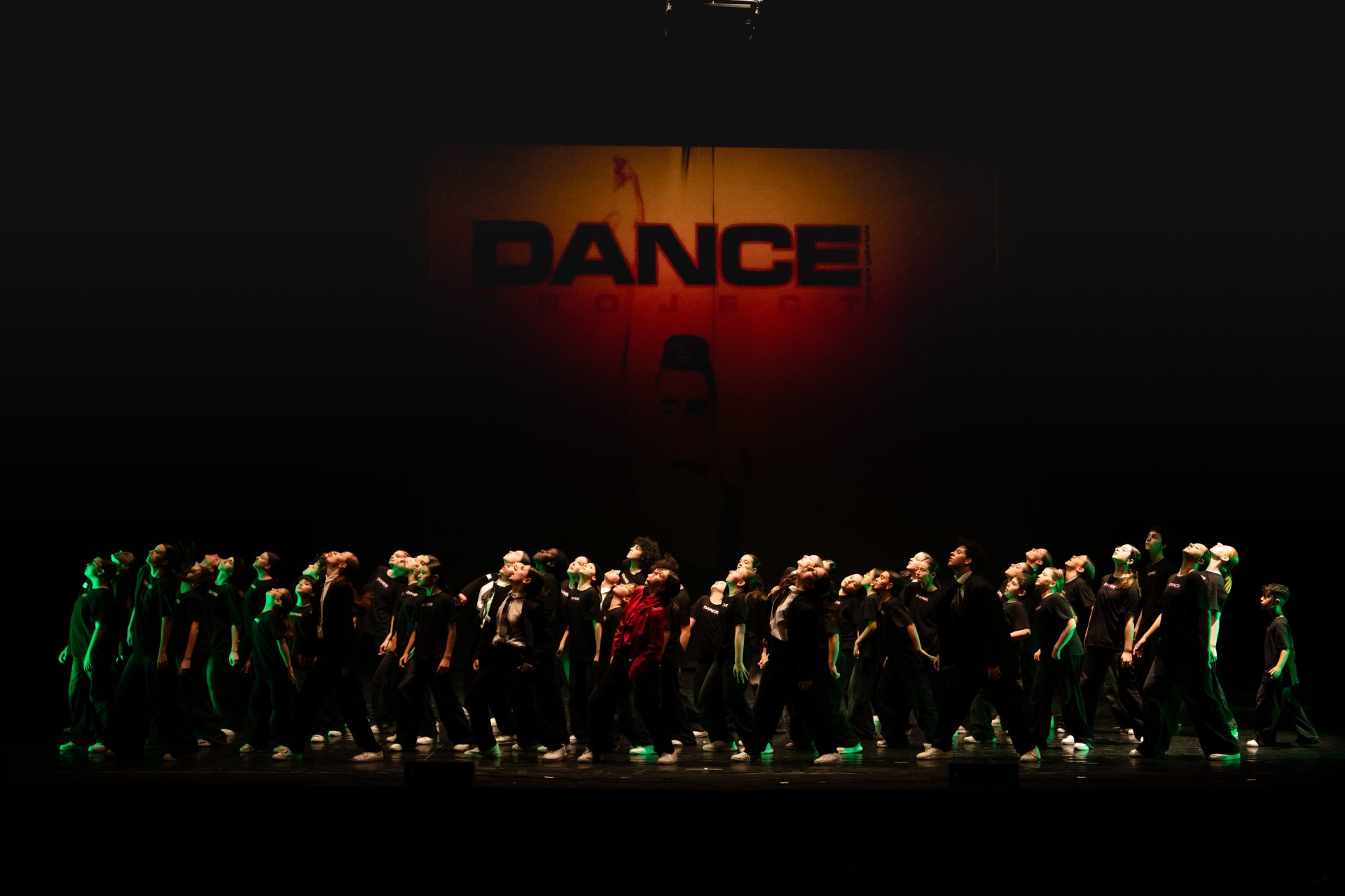Successo al Teatro Vespasiano per ICONS, la ASD Dance Project guarda ...